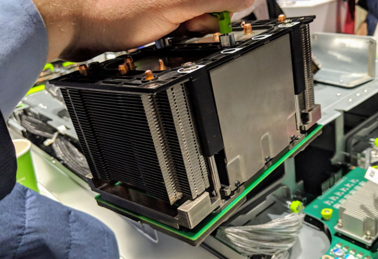 亚马逊EC2将用Intel的Habana Labs Gaudi加速器 - Embedded AI Data Center